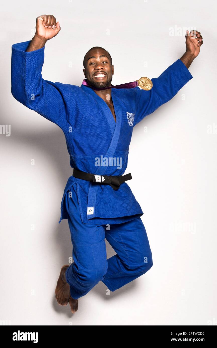 Teddy riner olympic medal gold hi-res stock photography and images - Alamy