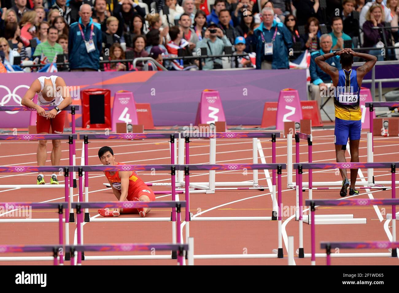 Hurdles fall hi-res stock photography and images - Alamy