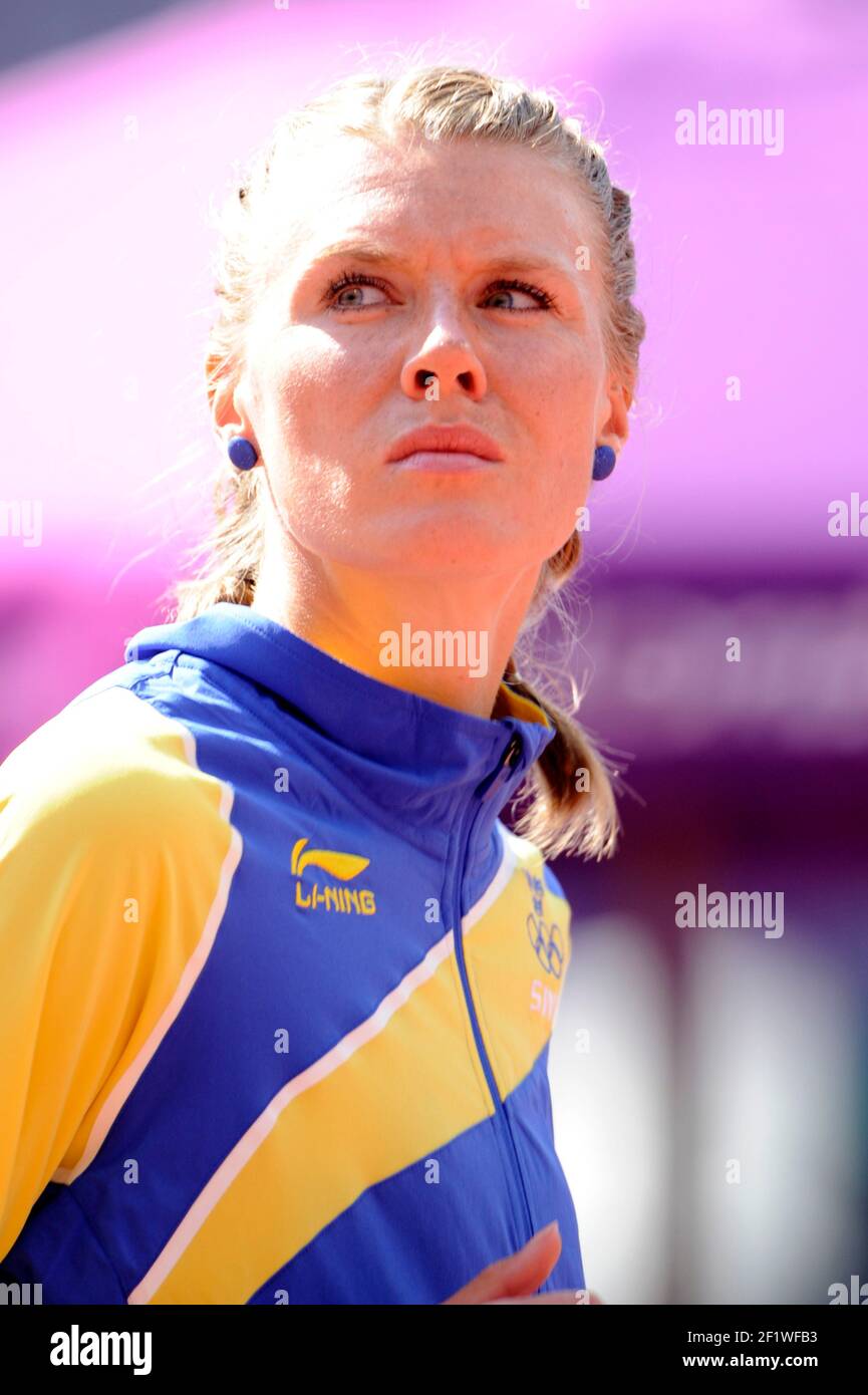 Emma green tregaro jump hi-res stock photography and images - Alamy