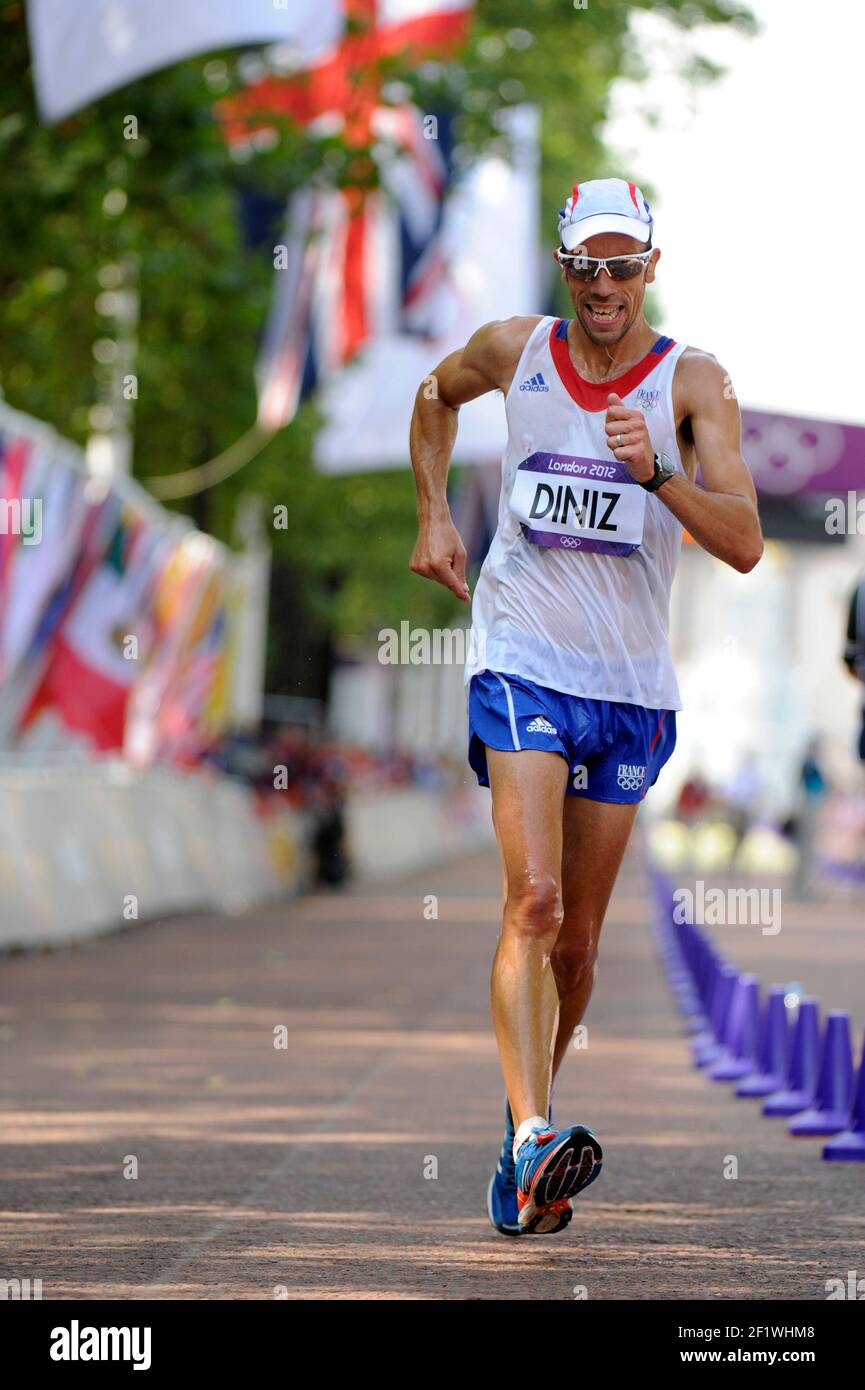 Mens km walk hi-res stock photography and images - Alamy