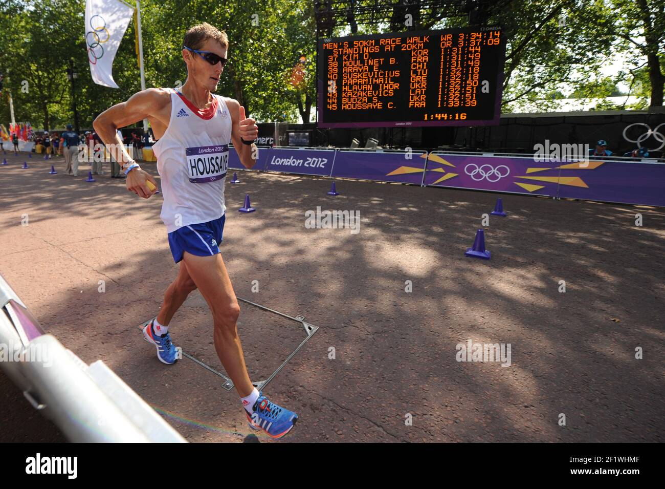 50 km walk hi-res stock photography and images - Alamy