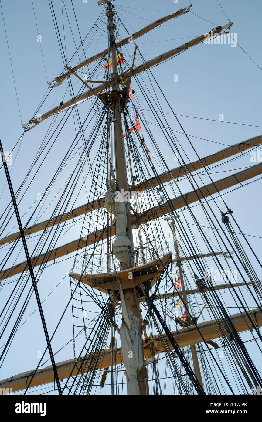The USCG Eagle is a three-masted sailing barque with 21,350 square feet ...