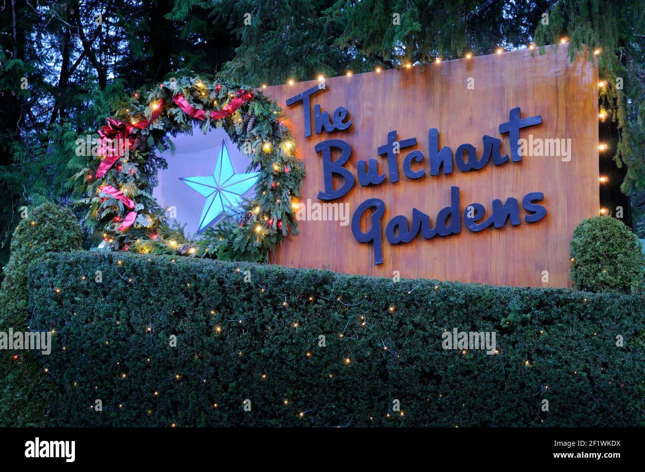 Butchart gardens entrance sign hi-res stock photography and images - Alamy