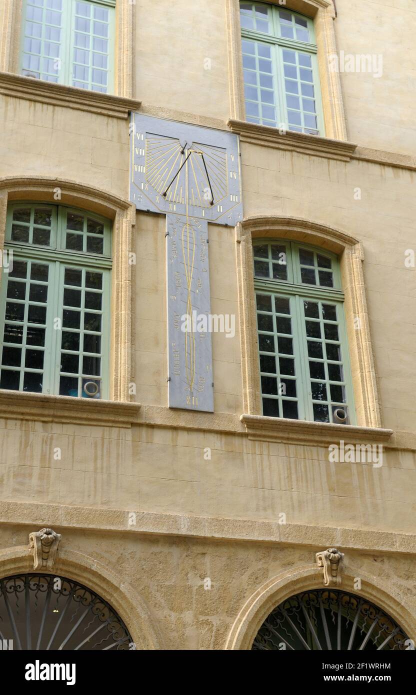 Sundial, Place Richelme, Aix-en-Provence, Provence-Alpes-Côte d'Azur ...