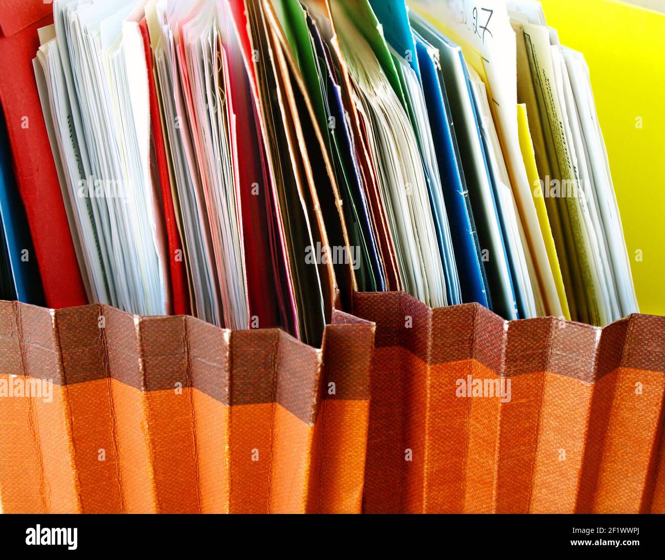 Store files hi-res stock photography and images - Alamy
