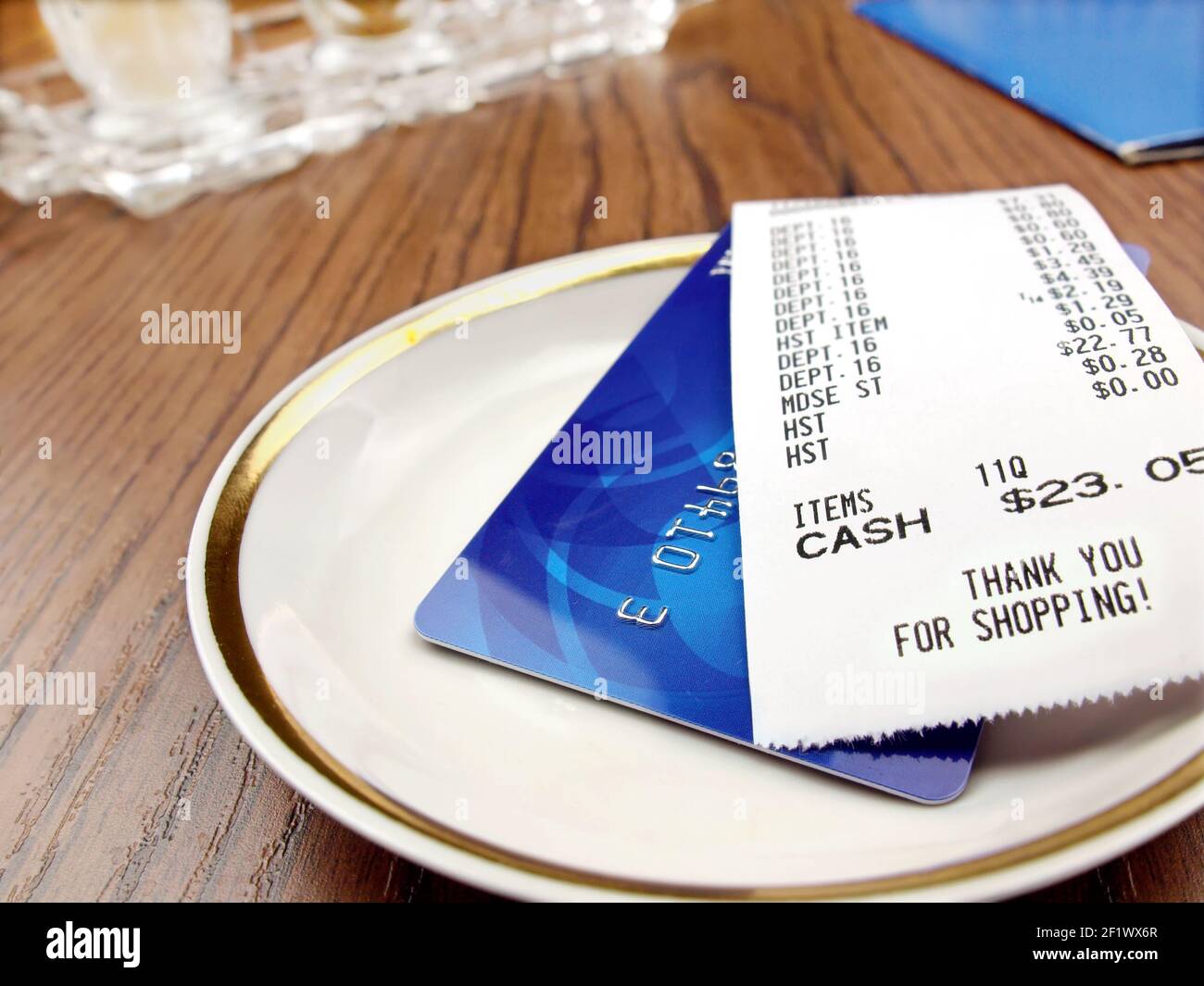 Paid bill hi-res stock photography and images - Alamy