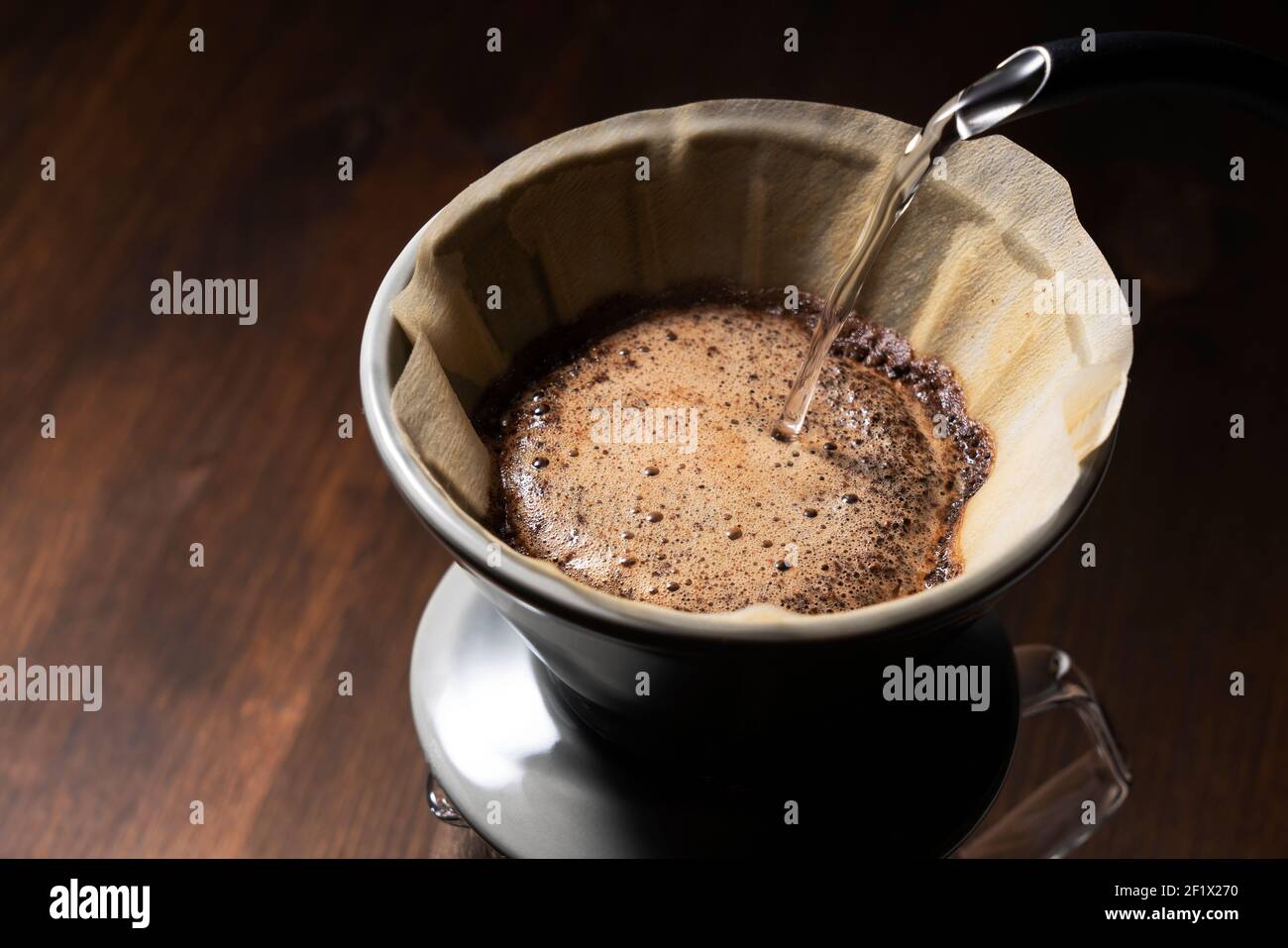 Pouring powder water hi-res stock photography and images - Alamy