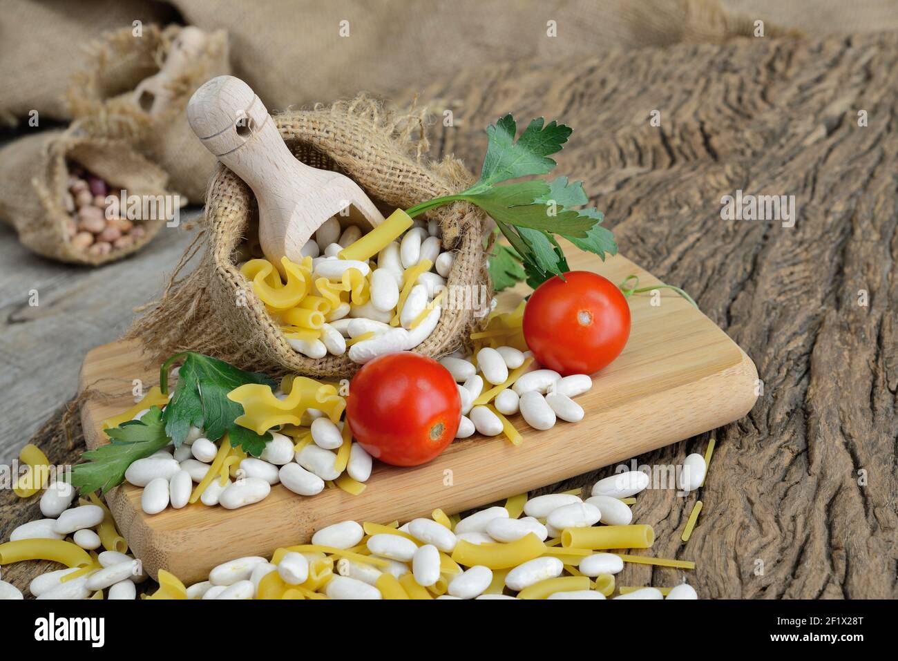 Cannellini beans, pasta hi-res stock photography and images - Alamy