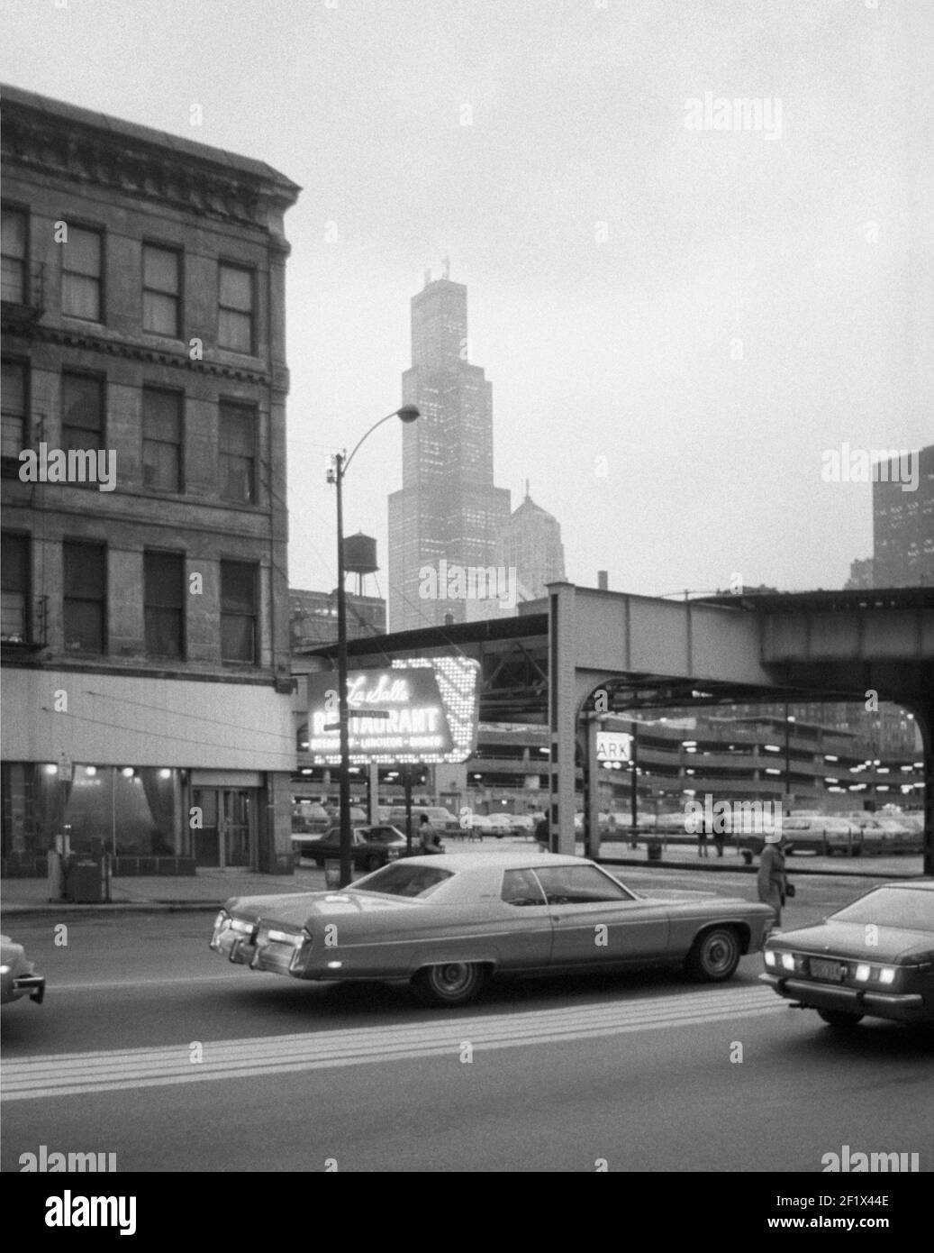 Sityscape. Chicago IL, USA, 1977 Stock Photo - Alamy