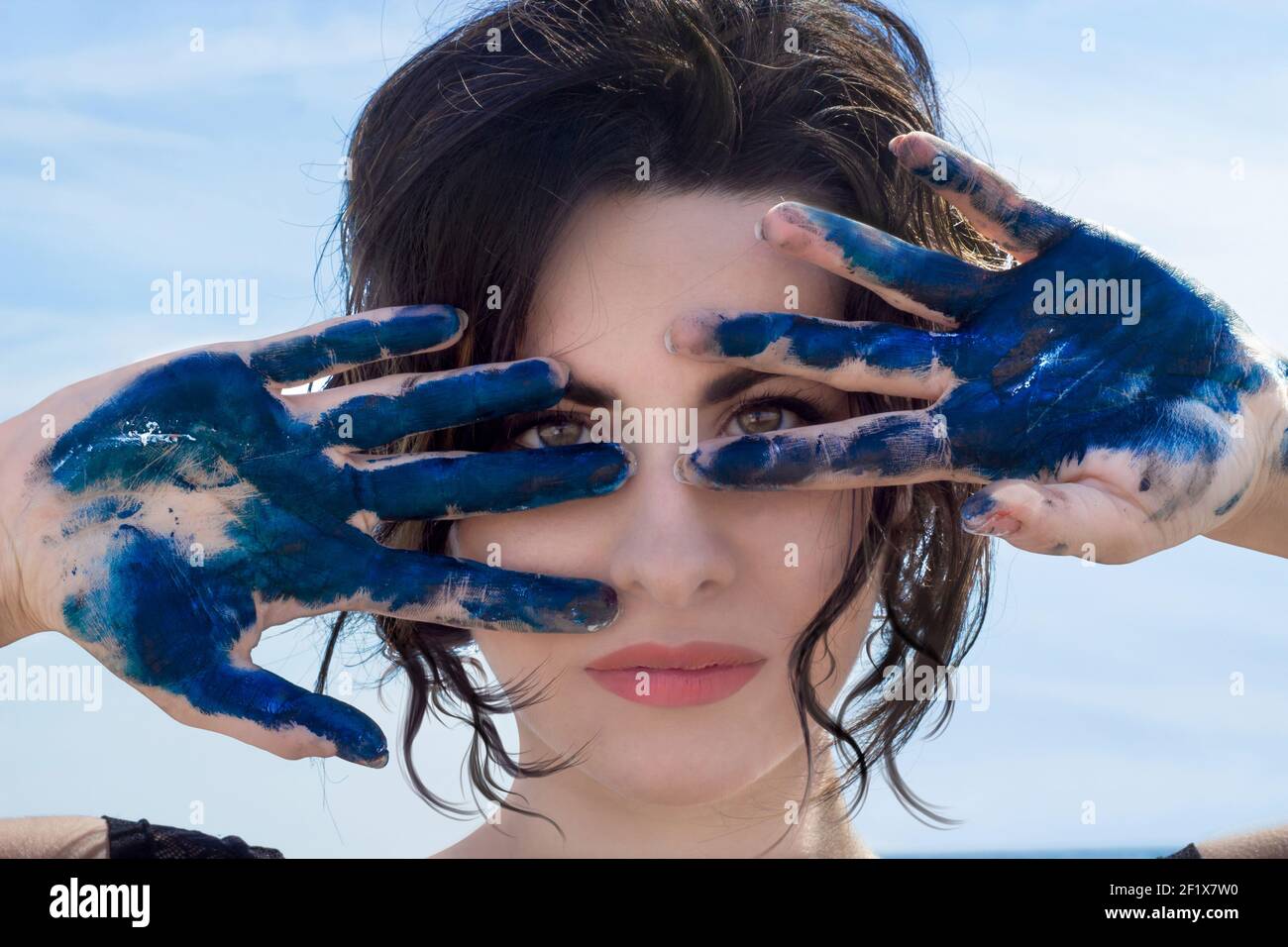 Blu eyes hi-res stock photography and images - Alamy