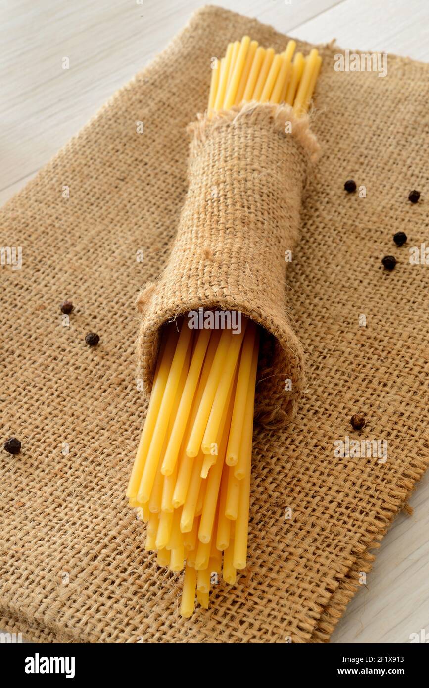 ´bucatini hi-res stock photography and images - Alamy