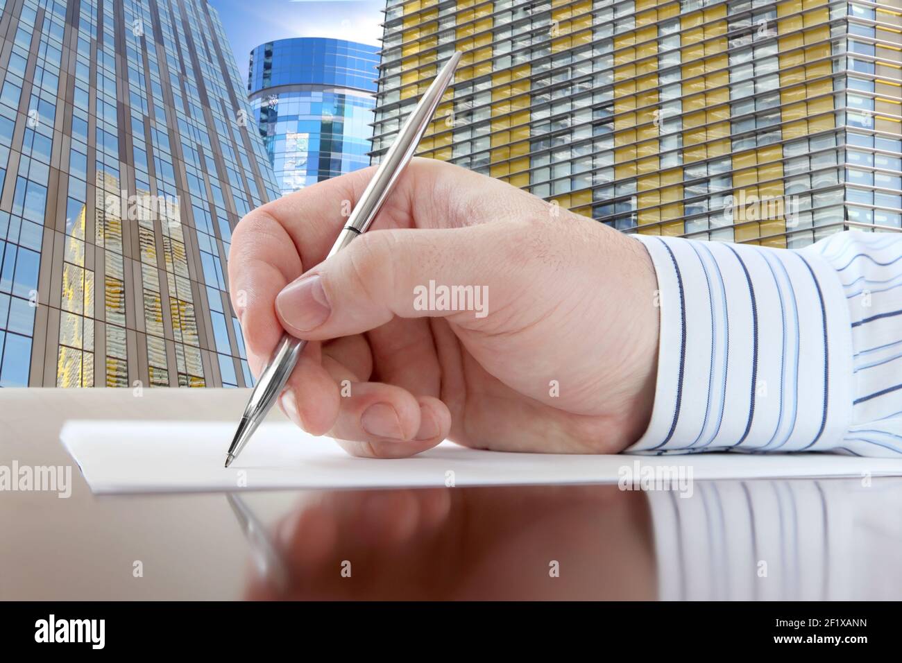 Male Hand with Pen Stock Photo - Alamy