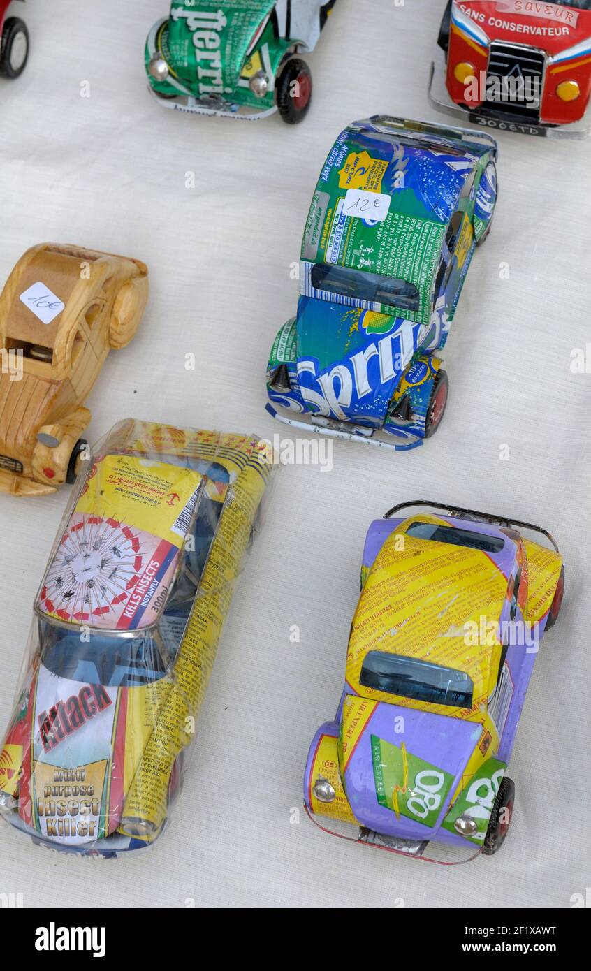 Toy cars made from aluminum beverage cans, Lourmarin, Vaucluse ...