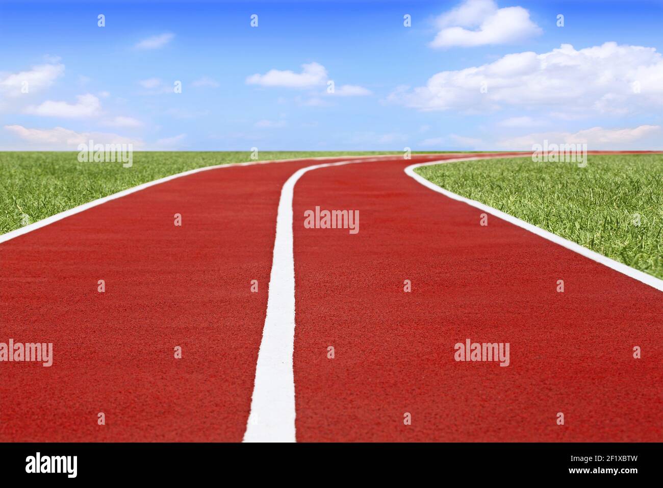 Green running track curve hi-res stock photography and images - Alamy