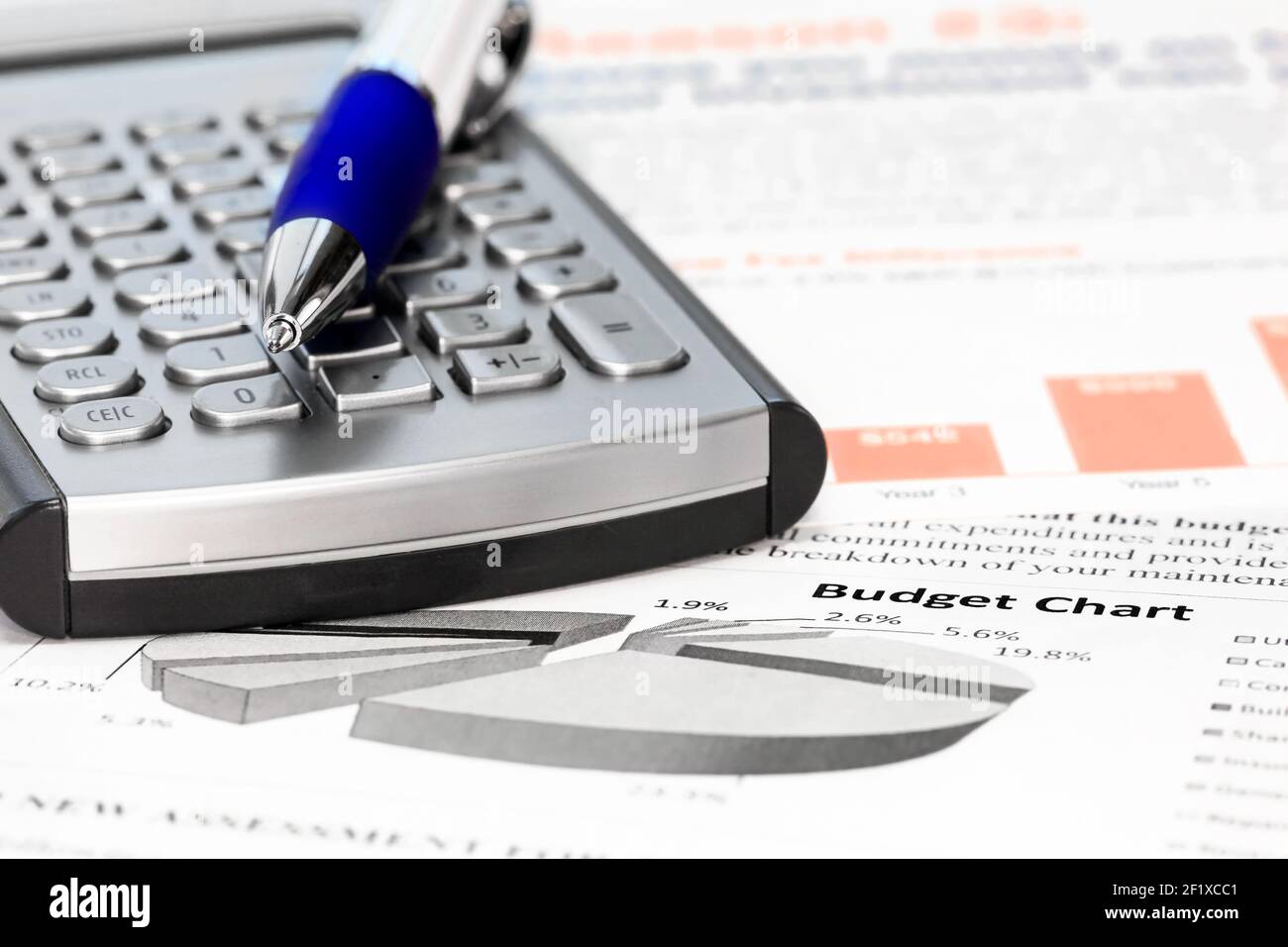 Economy charts hi-res stock photography and images - Alamy