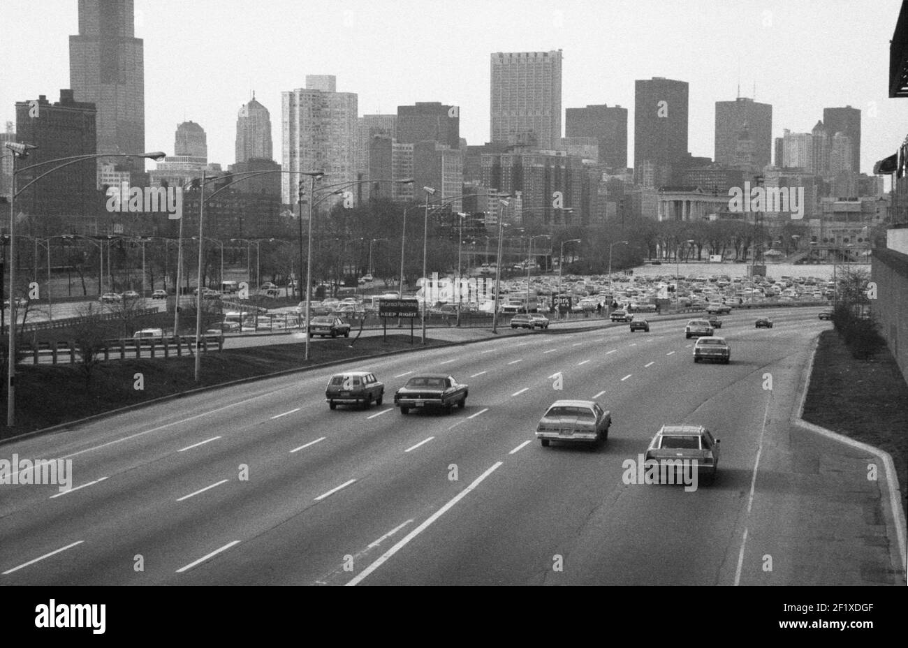 Chicago skyline 1970s hi-res stock photography and images - Alamy