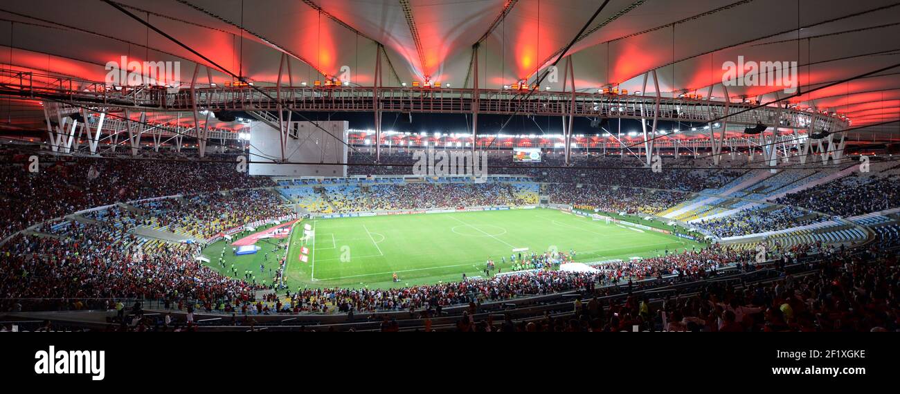 Maracana rio crowd hi-res stock photography and images - Alamy