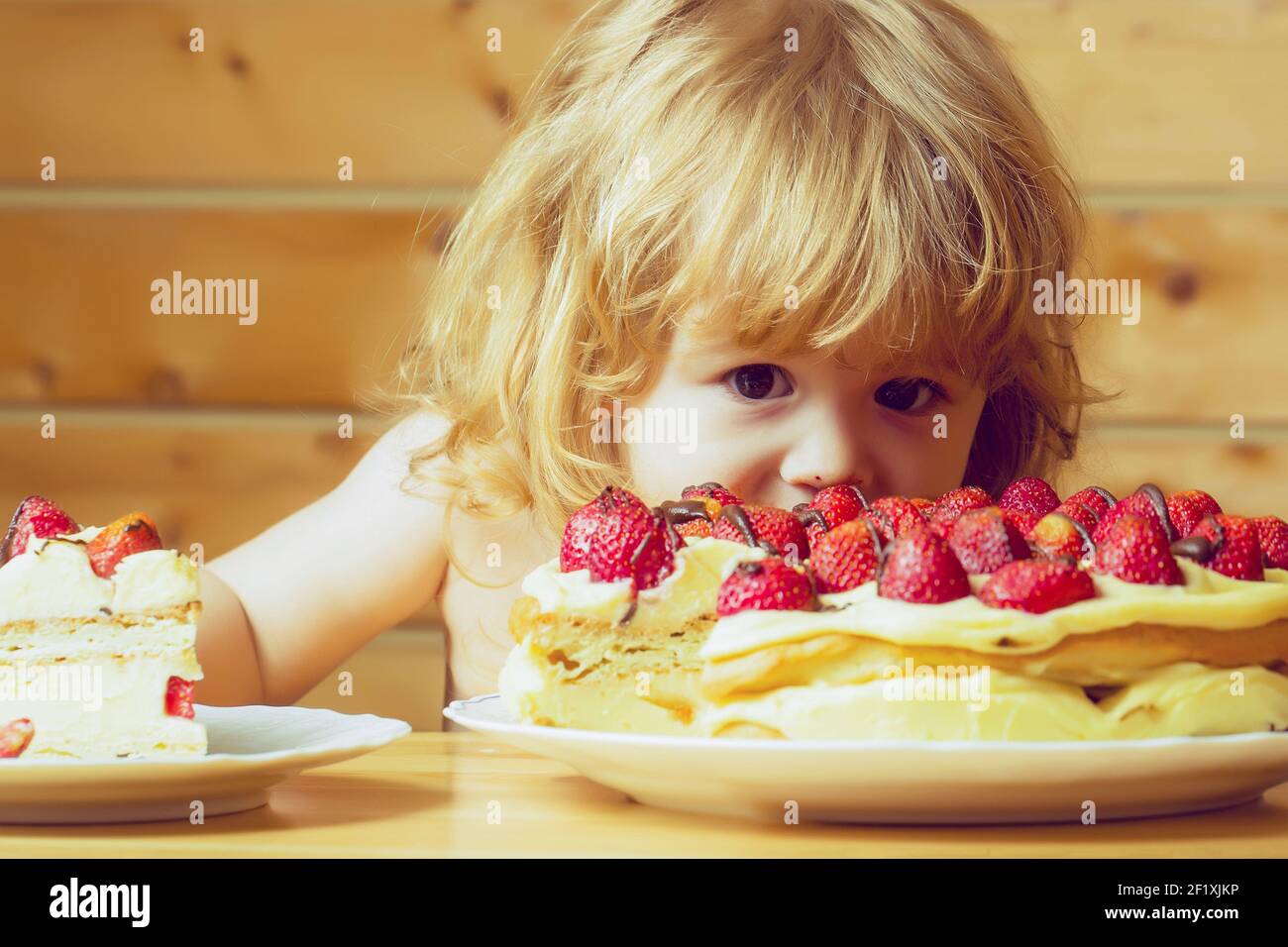 Funny Eating Cake Pictures