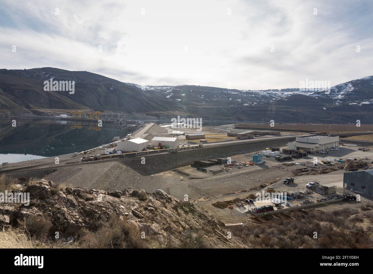 Overview of the Wells Dam Hydroelectric Project on the Columbia River ...