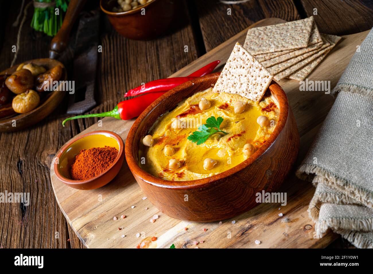 Delicious hummus paste with lemon and chilli Stock Photo - Alamy