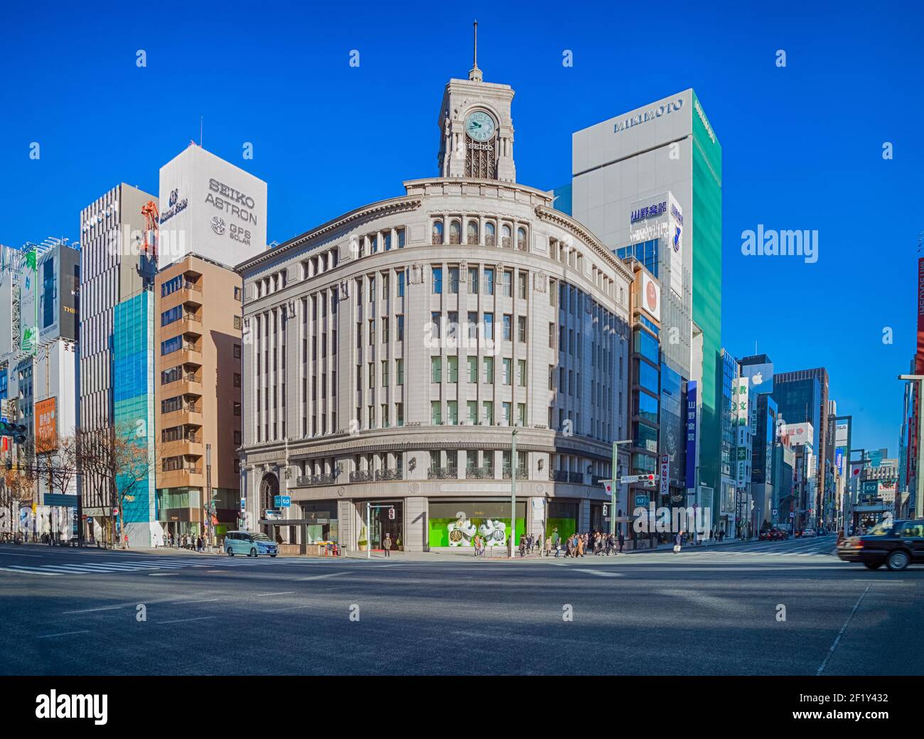 Fujiya building ginza tokyo japan hi-res stock photography and images ...