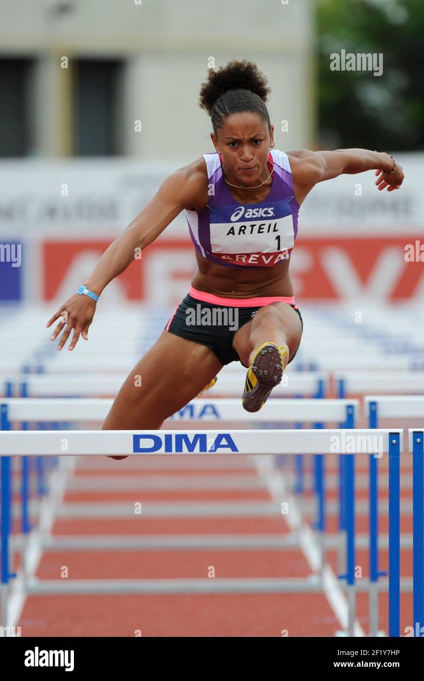 Laura georges france hi-res stock photography and images - Alamy