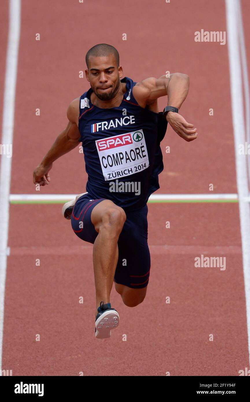 Athletics european championships triple jump hi-res stock photography ...