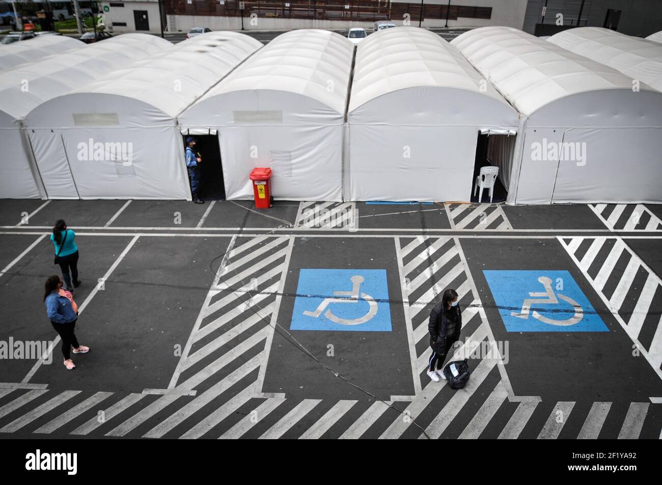 Triage Tents High Resolution Stock Photography and Images - Alamy