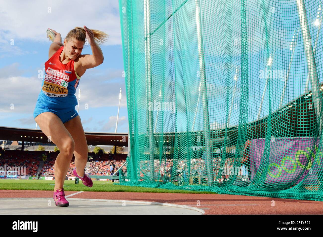 Sandra perkovic discus throw hi-res stock photography and images - Alamy