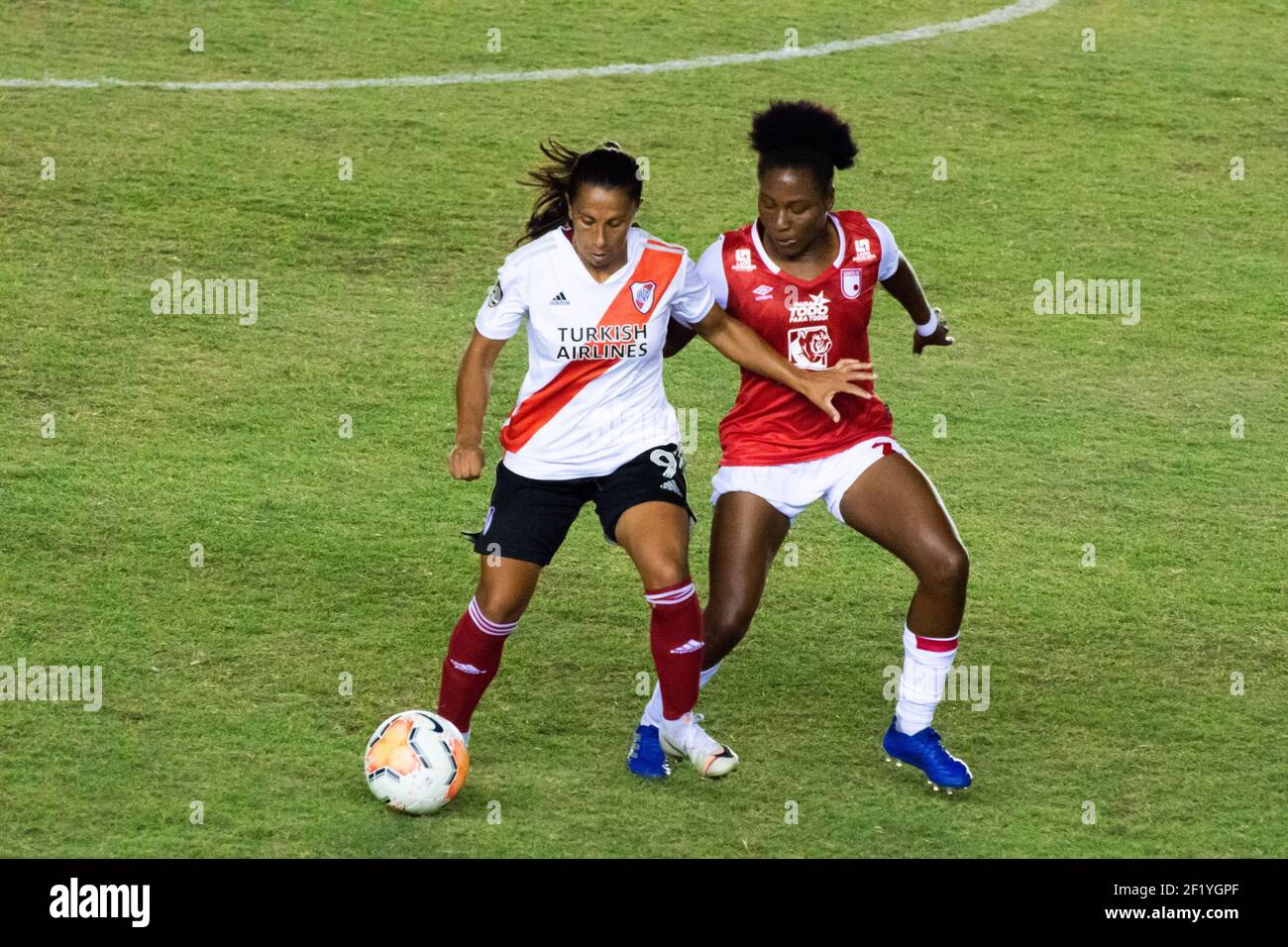 Copa libertadores femenina hi-res stock photography and images - Alamy