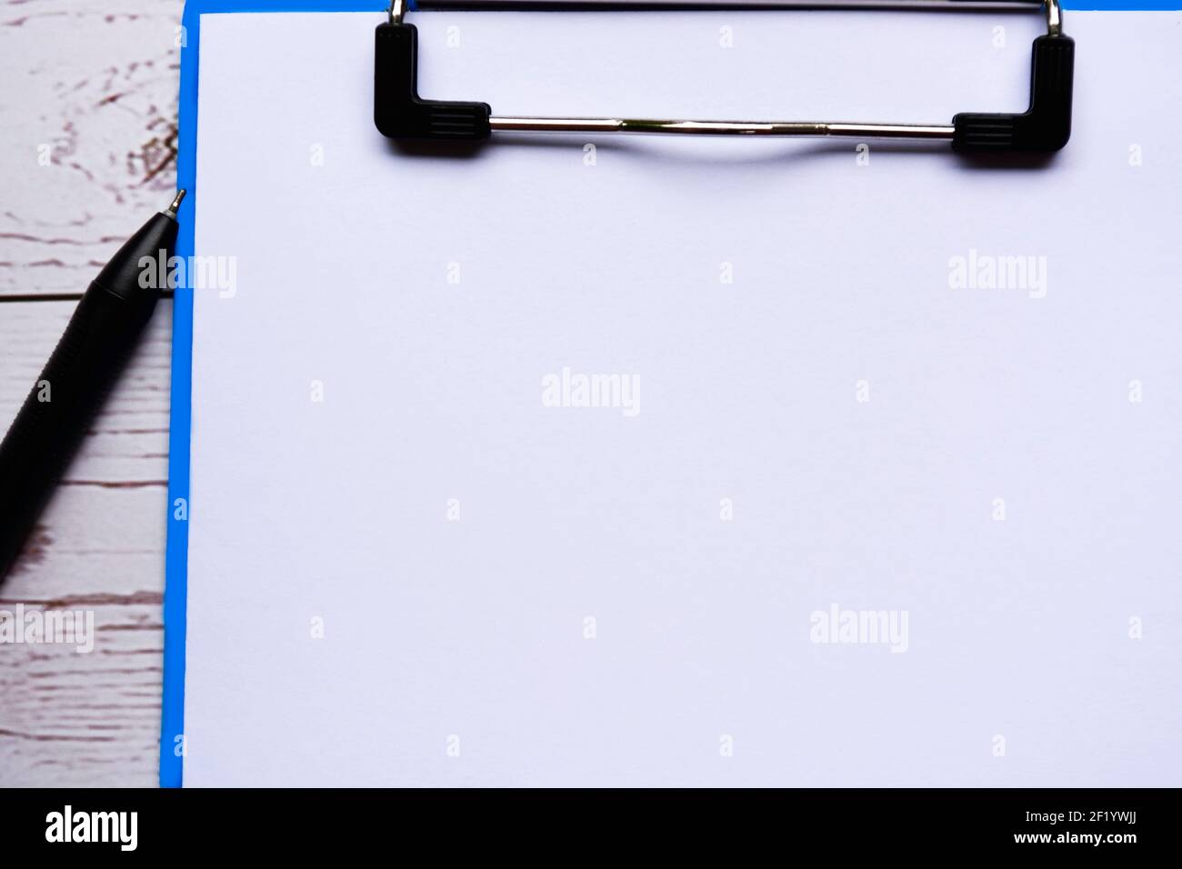 Blank magazine layout hi-res stock photography and images - Alamy