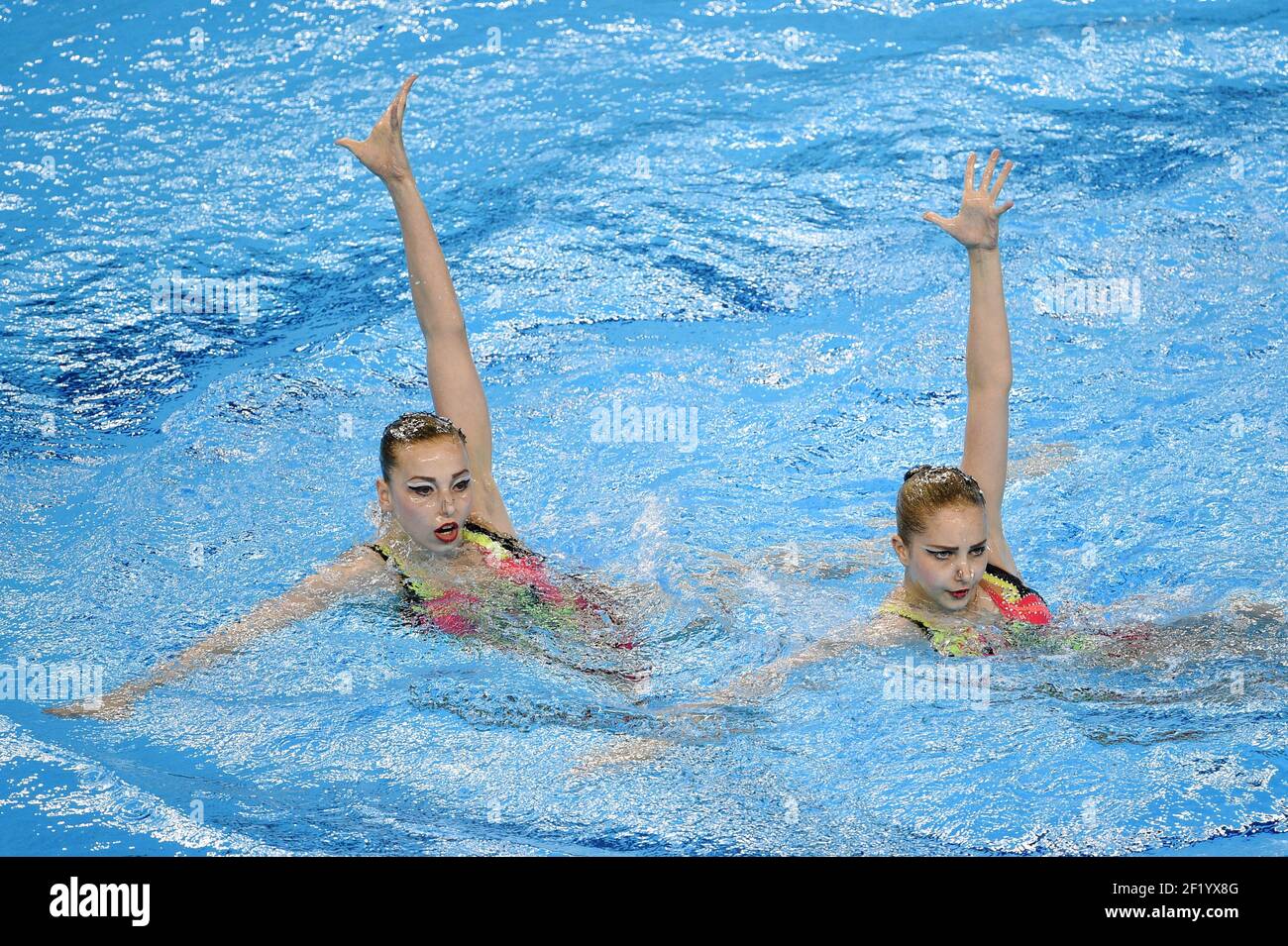 Synchronized swimming routine ukraine hi-res stock photography and ...