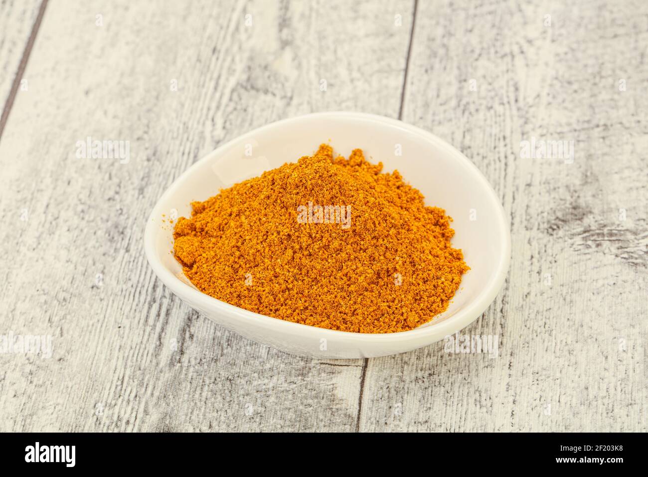 Indian traditional spices - Curry powder in the bowl Stock Photo - Alamy