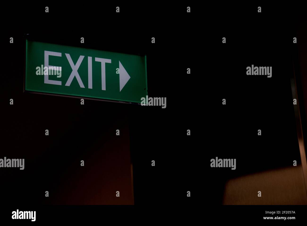 Exit exit sign hi-res stock photography and images - Alamy
