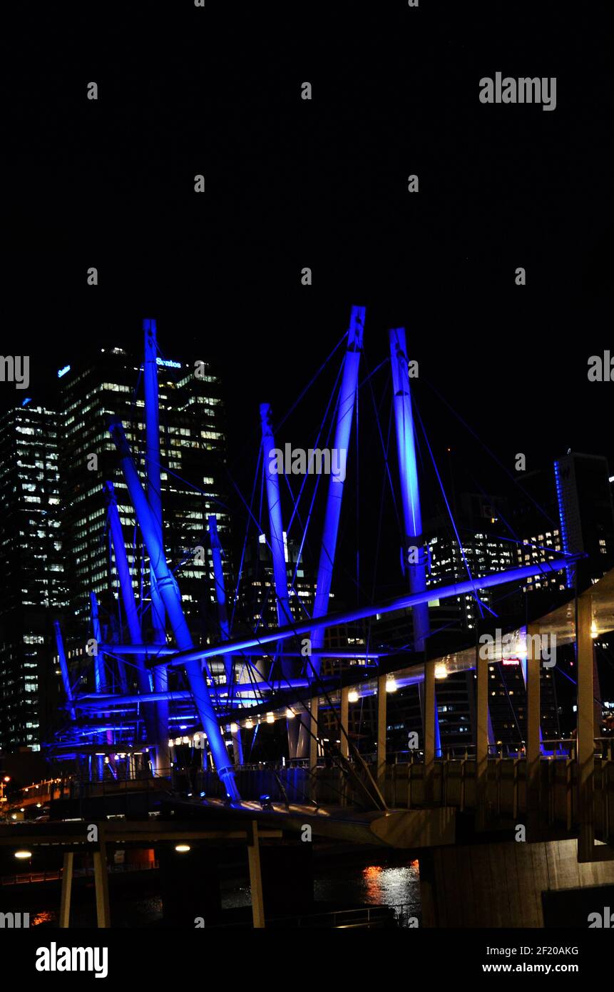 Kurilpa Bridge over the Brisbane river, Queensland, Australia Stock ...