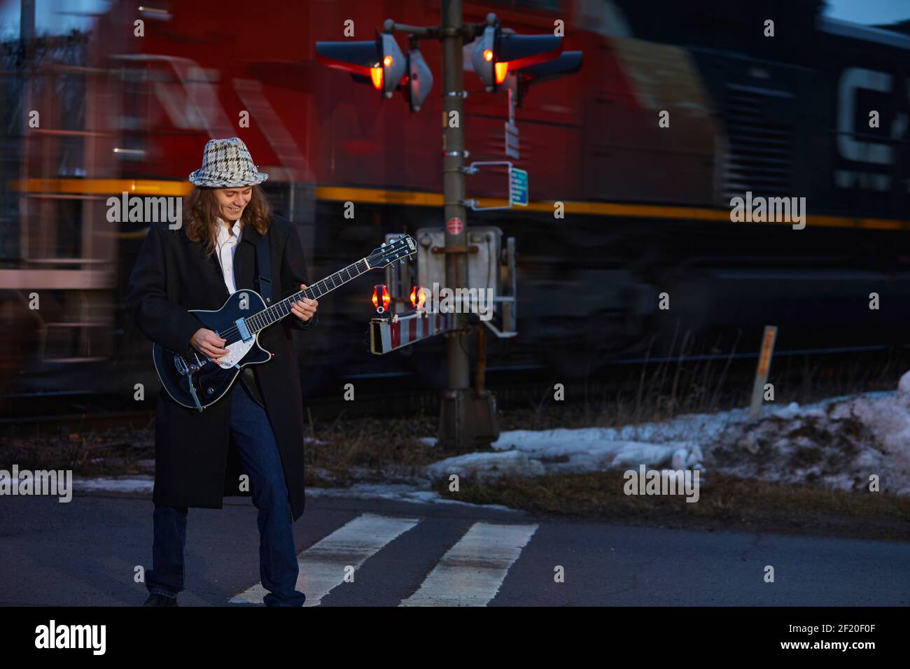 Instrument for sound signals hi-res stock photography and images - Alamy