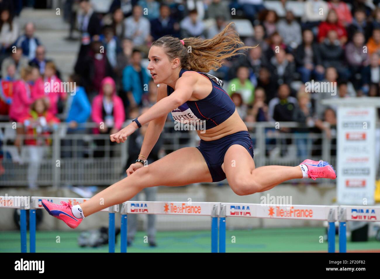 100 metres hurdles hi-res stock photography and images - Alamy