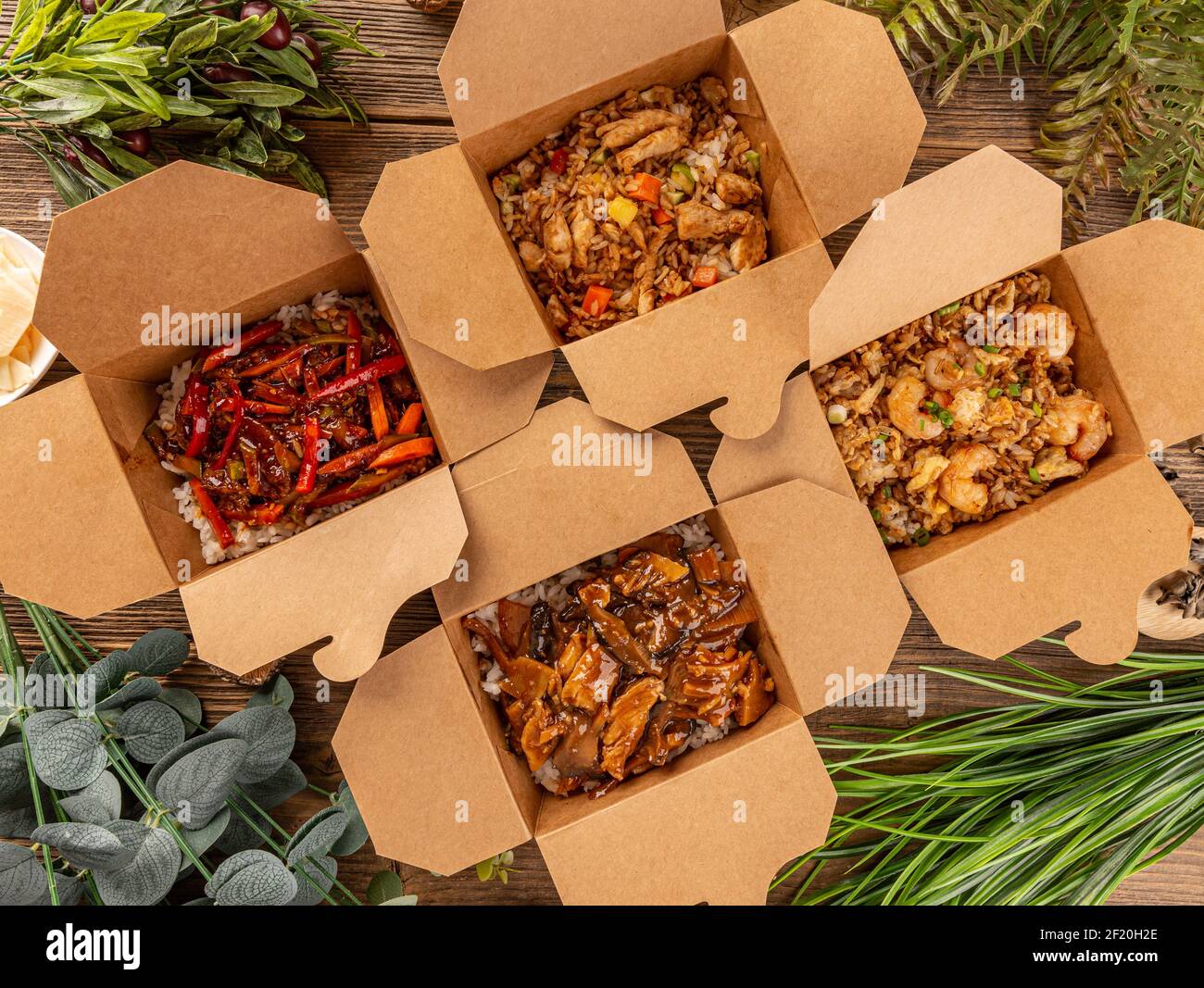 Chicken fried rice takeaway box hi-res stock photography and images - Alamy