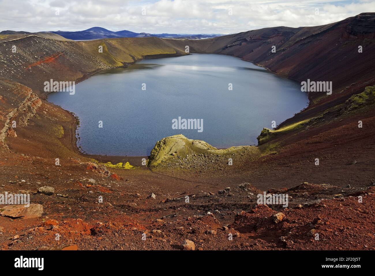 Explosion crater hi-res stock photography and images - Alamy