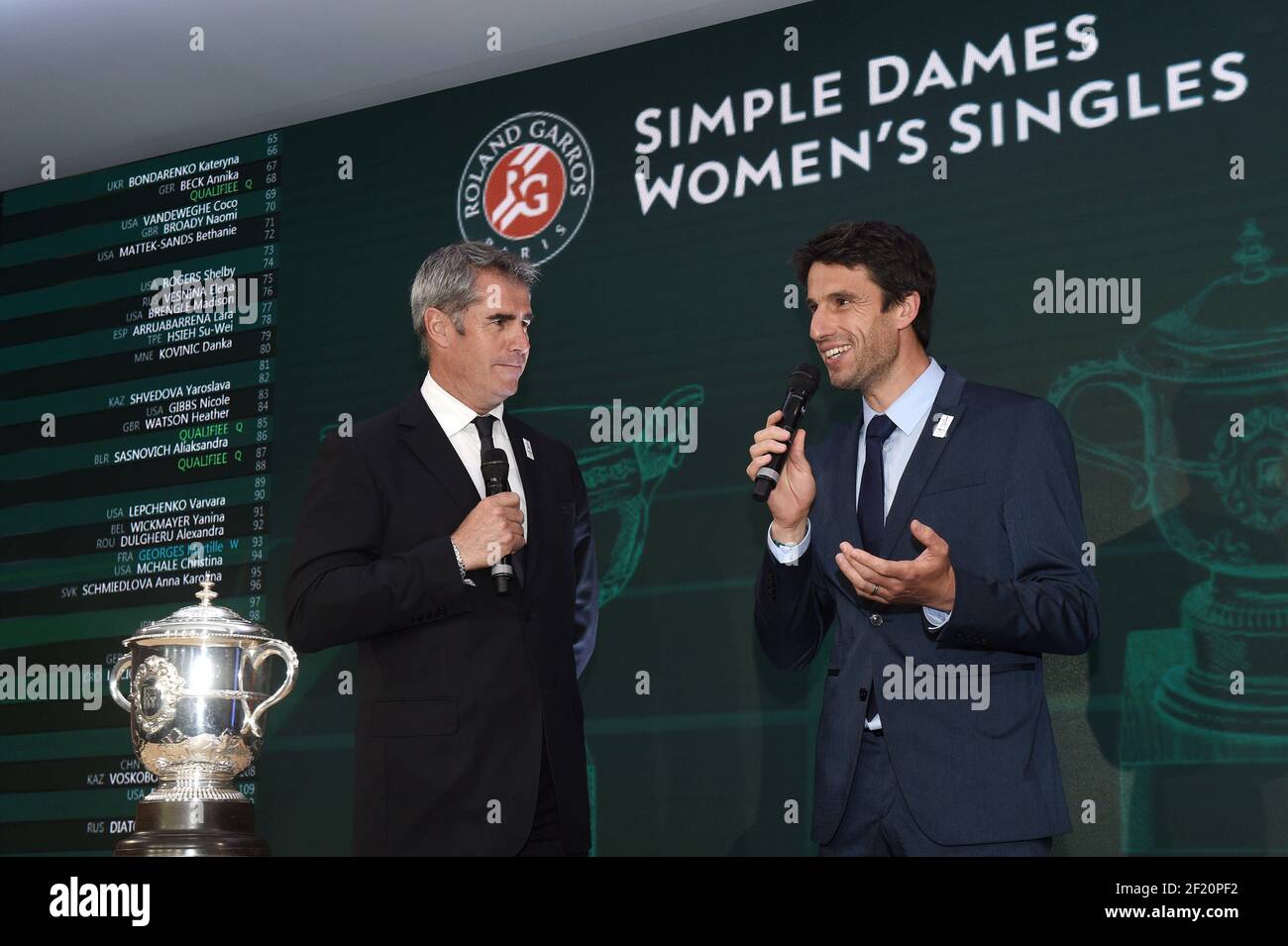 The speaker Marc Maury and the Co-President of Paris 2024 candidacy ...