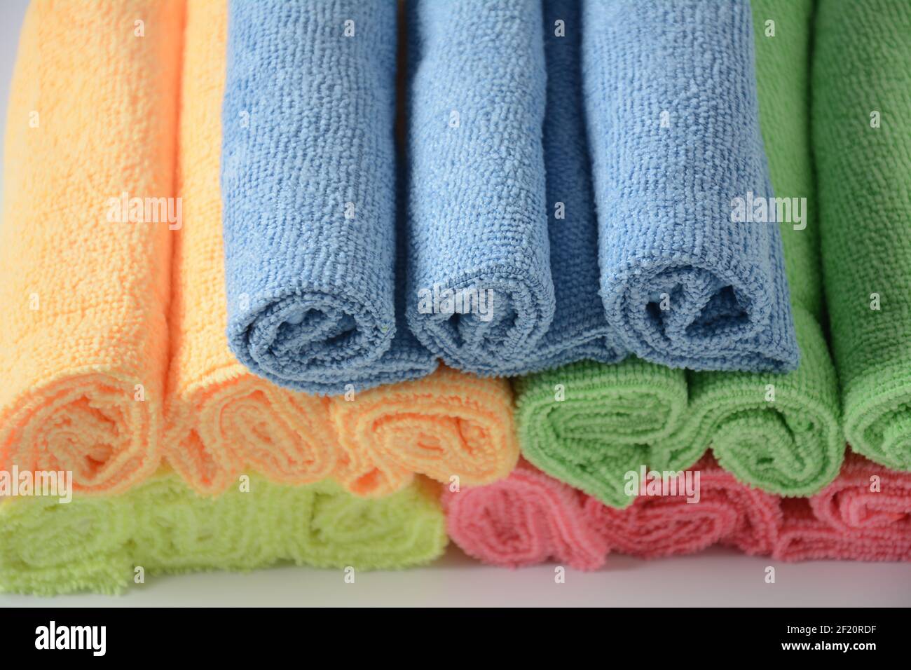 Static electricity and fabric hi-res stock photography and images - Alamy