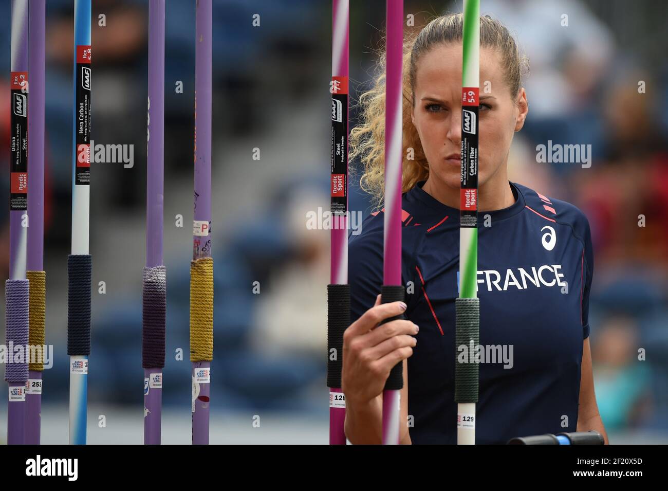 Throw qualification hi-res stock photography and images - Alamy