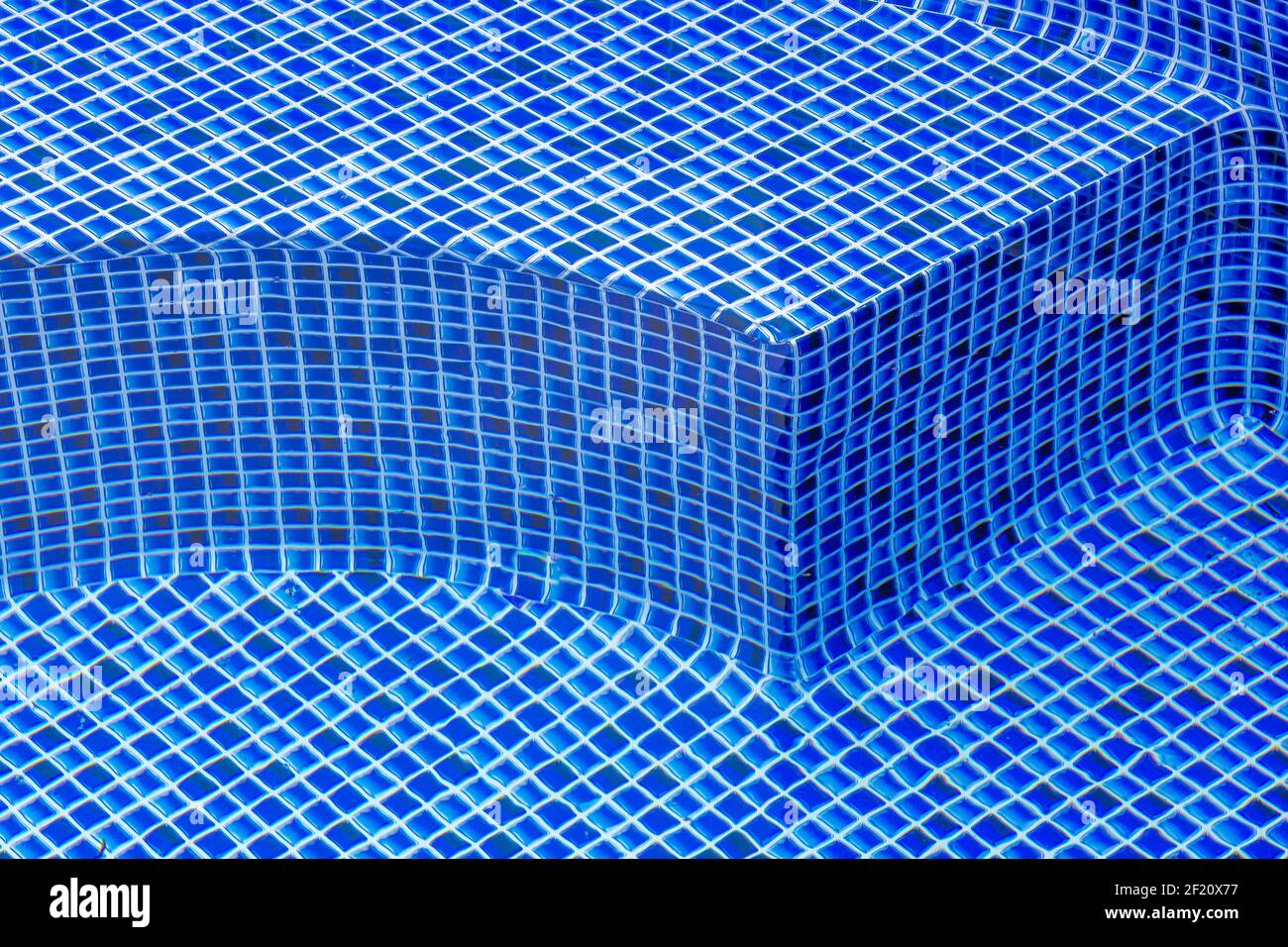 An illustration of a blue round pool with blue stripes Stock Photo - Alamy