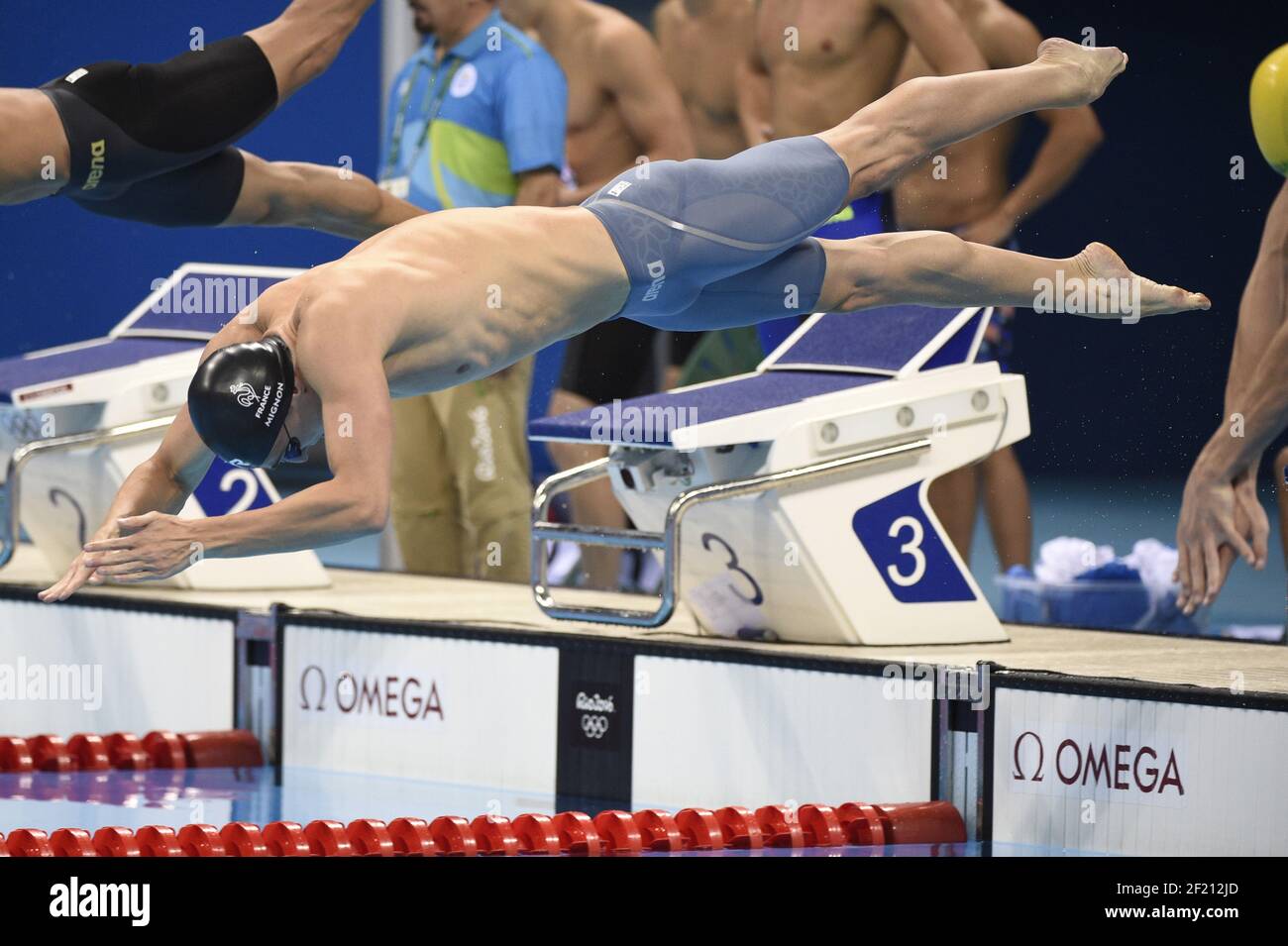 4x100 olympic relay swimming hi-res stock photography and images - Alamy