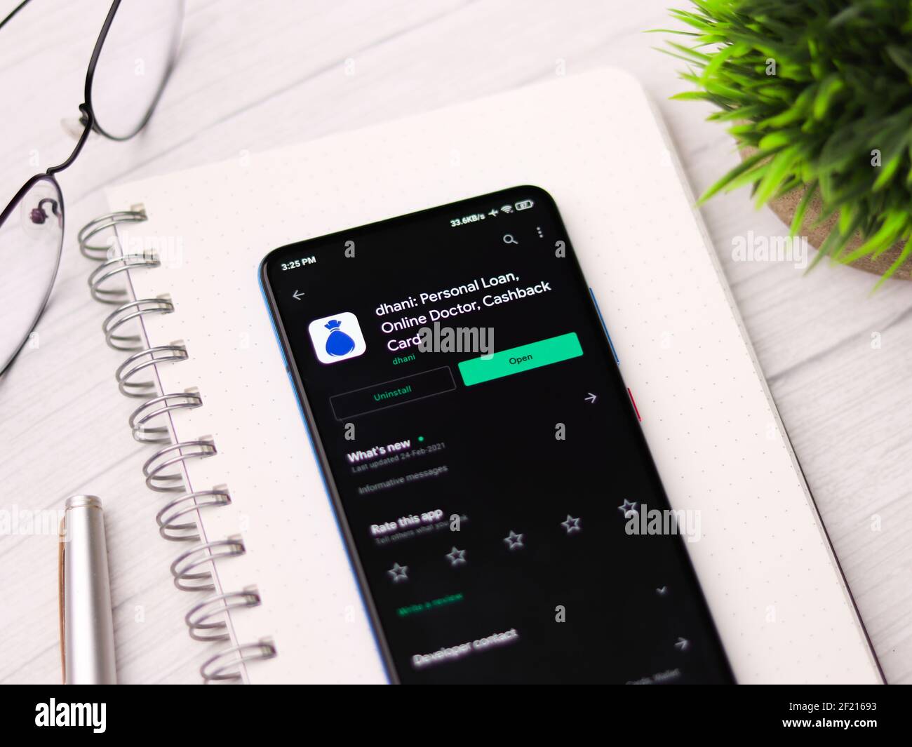 Dhani logo hi-res stock photography and images - Alamy
