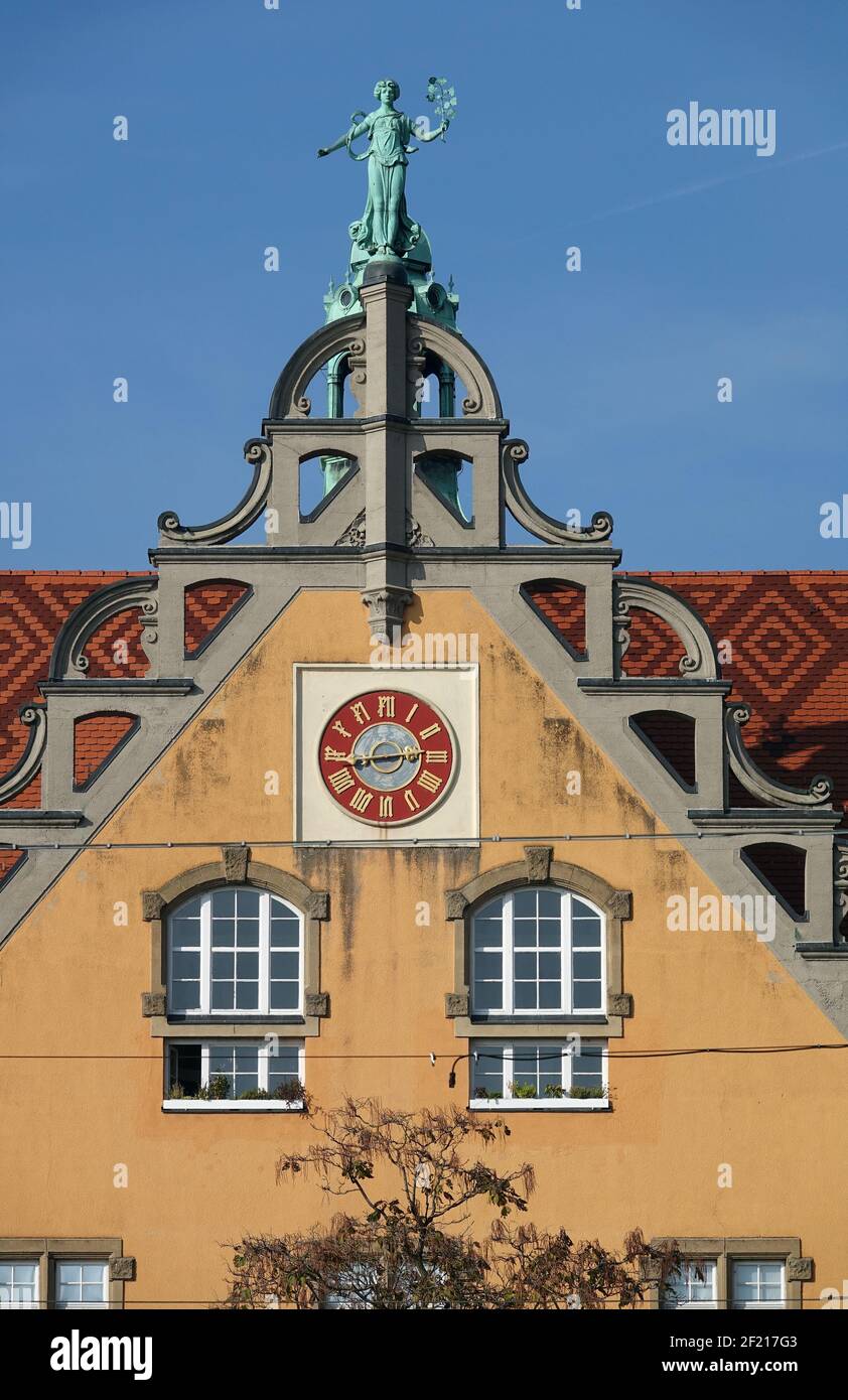 Art museum at Lindau island train station Stock Photo - Alamy