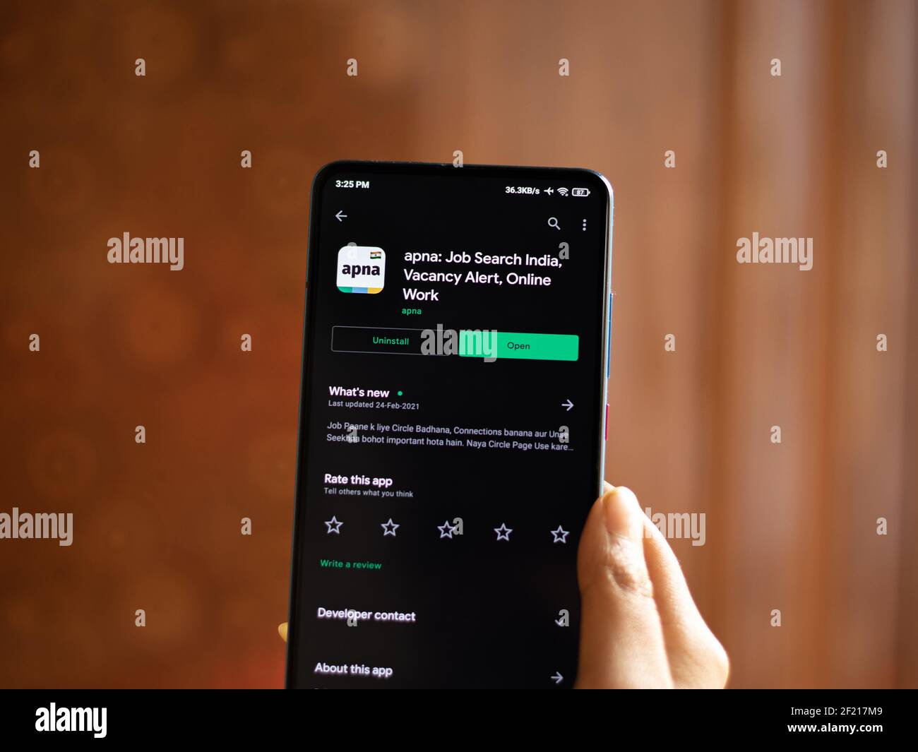 Apna app hi-res stock photography and images - Alamy