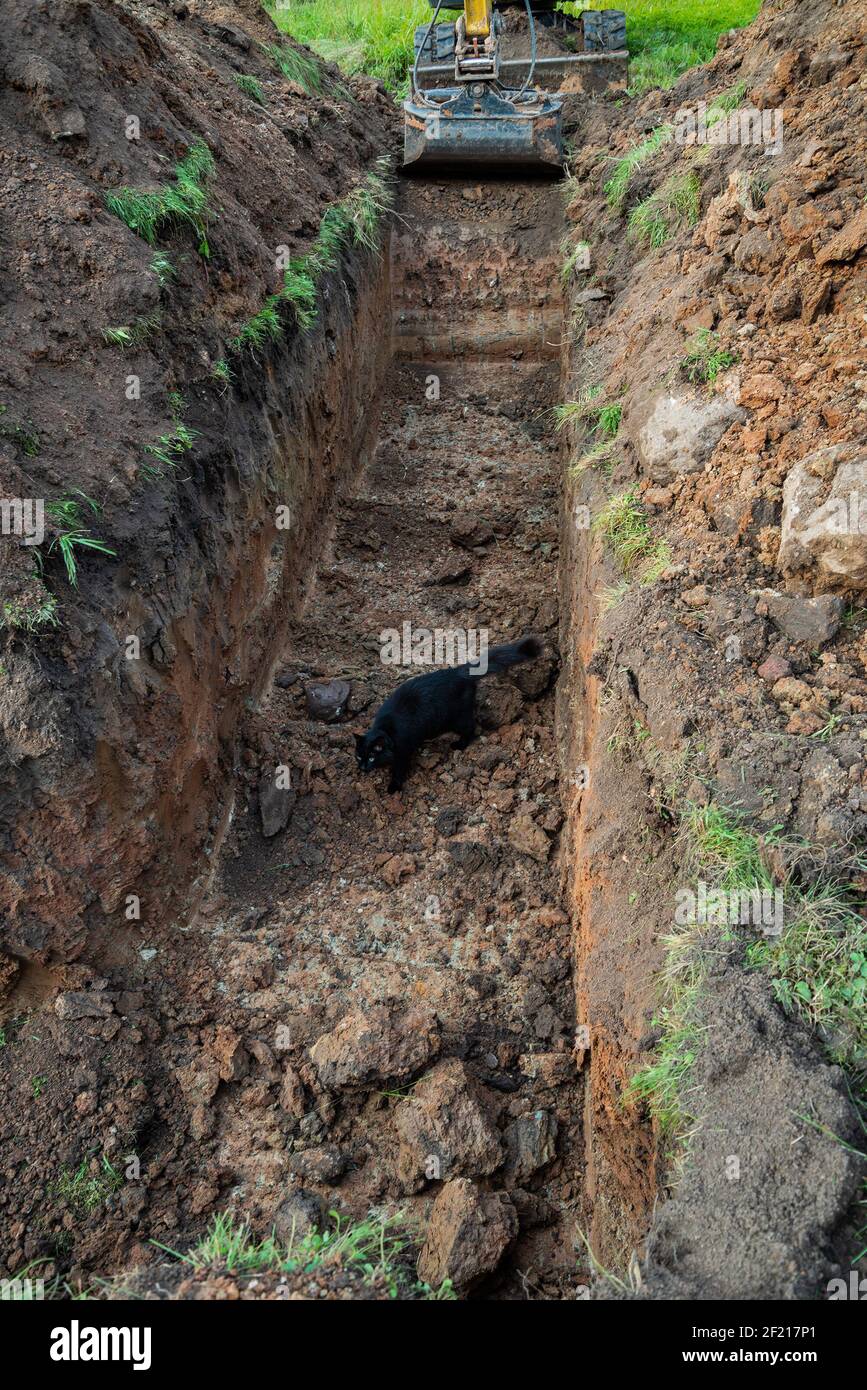 Deep ditch hi-res stock photography and images - Alamy