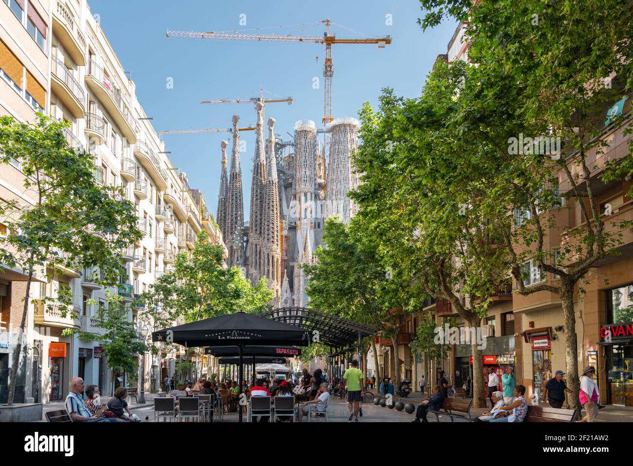 BARCELONA, SPAIN - JUNE 07, 2019: People and tourists enjoying everyday ...