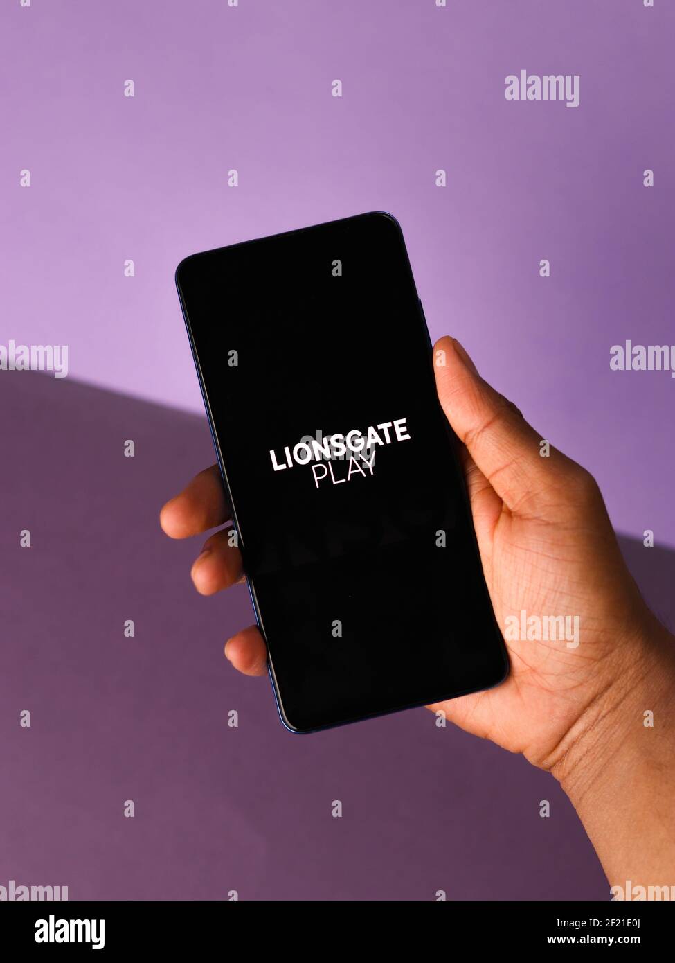 Logo lionsgate hi-res stock photography and images - Alamy